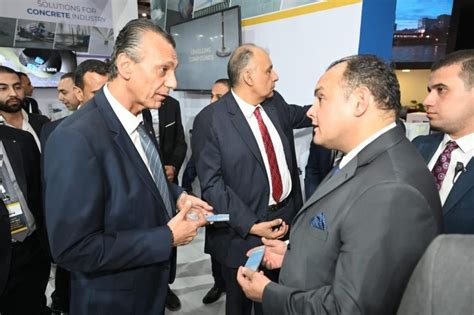 وزير التجارة والصناعة يفتتح معرضي ايجيبت بروجيكتس ويندوريكس