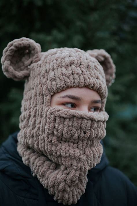 Теплая оригинальная шапка балаклава с ушами «Медвежонок» ручной вязки в ...