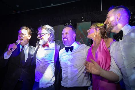 30 Fotos Los Famosos Se Divirtieron En La Boda De Charly Ronco Y