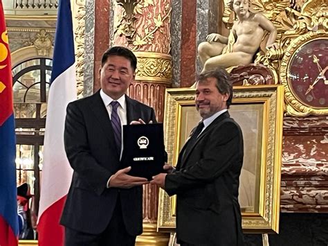 АРХЕОЛОГИЙН СУДАЛГААНЫ ТӨВ