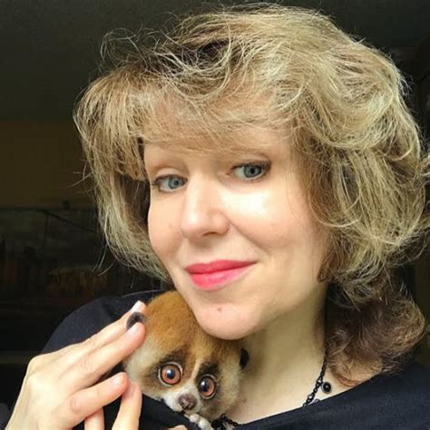 សិល្បករជនជាតិរុស្ស៊ីបង្កើតប្រដាប់ក្មេងទាក់ទងនឹងរោមចៀមដែលមើលទៅពិតៗ និងភ្ញាក់ផ្អើល Tnaot