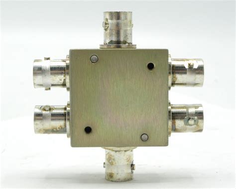 Mini Circuits Zfsc 5 1 2 Way Power Splitter 5 500mhz