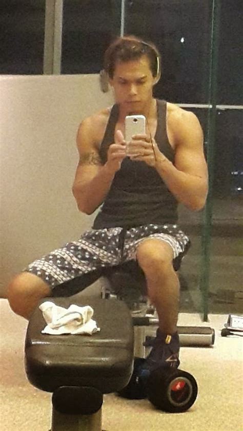 M Y A N M A R H U N K S Sexy Ko Phyo Selfie