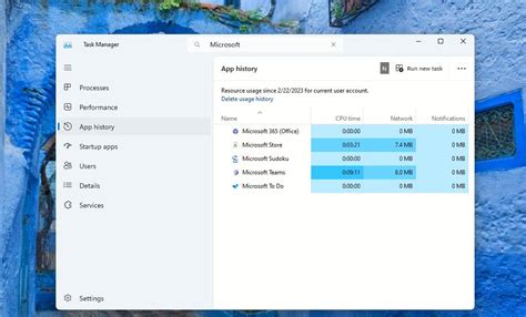 How To Filter Processes And Set A New Theme In The Windows 11 Task Manager