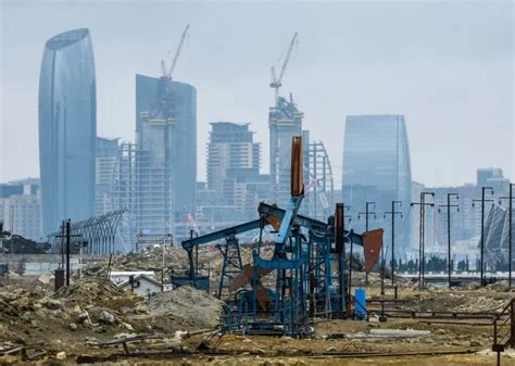 Azərbaycanın qeyri neft sektoru nə qədər dayanıqlıdır Caspian Barrel