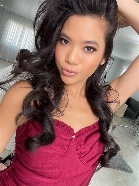 TW Pornstars Vina Sky The Most Liked Pictures And Videos From Twitter For All Time Page 9
