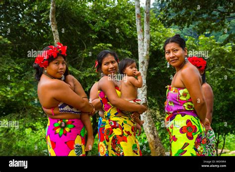Embera Ethnic Group Community Chagres River Chagres National Park