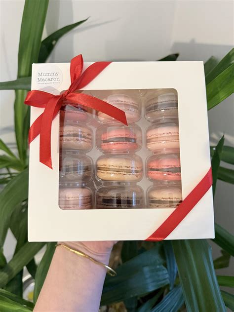 Mummy Macaron Verwood