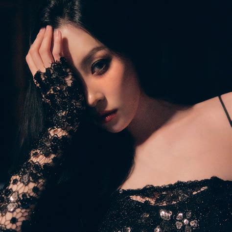 Watch Sunmi Is Drawn To A Stranger In Captivating Comeback Mv Soompi