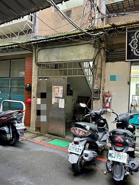 急售‼️低總價成家大3房新北中古屋3房2廳2528坪新北591售屋網