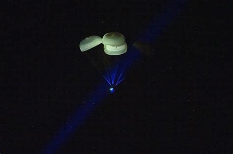 Four Astronauts Splash Out Off The Coast Of Florida Ending A 5 Month