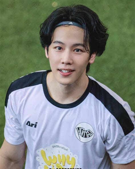Ig วอร์ วนรัตน์ รัศมีรัตน์ ซ้ายเพชฌฆาต ขวาเพชรบูรณ์ Instagram