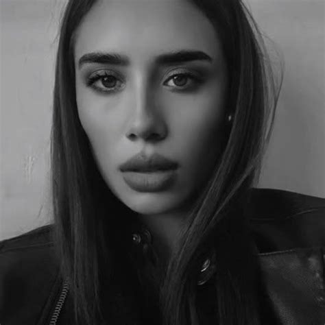 Debora Rivarola Deborarivarola • Threads Say More