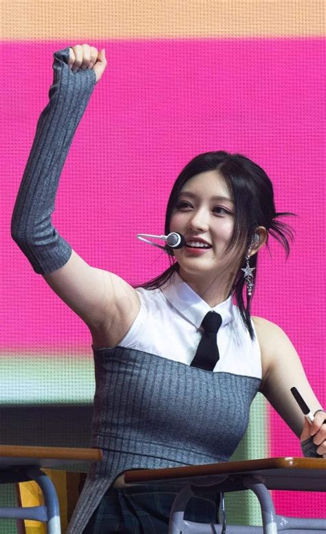 Pin On Kpop Armpit Girlgroup