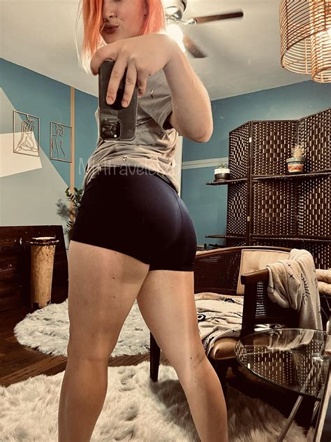 Im A Fun Neighbor Sweet And Innocent Rsfwnextdoorgirls