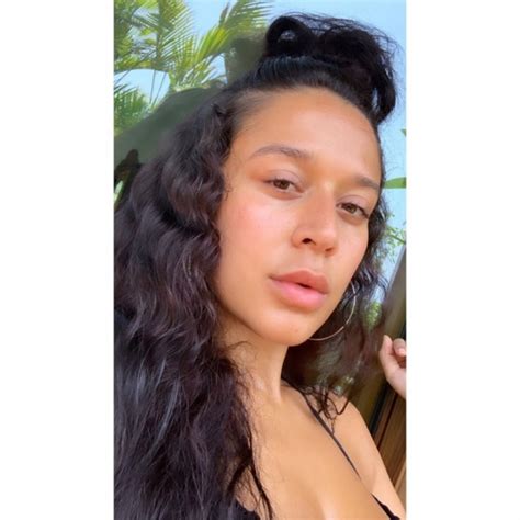 Krishna Shroff Next Fashionista Photos Filmibeat