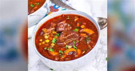 Woman Earns 5m Views Sharing 5 Star Beef Stew Recipe Thats Perfect On