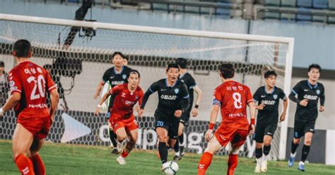45세 맏형 현영민 향한 기립박수fc슈팅스타는 첫 패배