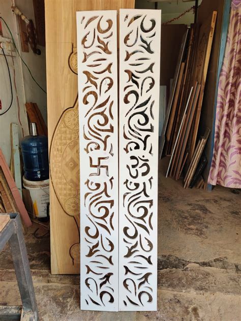 Om And Swasthik With Pattern Makerbhawan