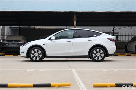 【model Y长续航全轮驱动版正侧车头向左水平图片 汽车图片大全】 易车