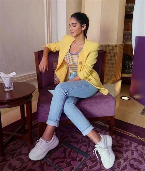 Hala Abdullah Scrolller