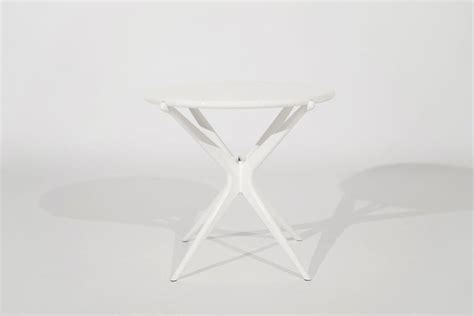 Gazelle V2 End Tables In White Lacquer By Stamford Modern For Sale At
