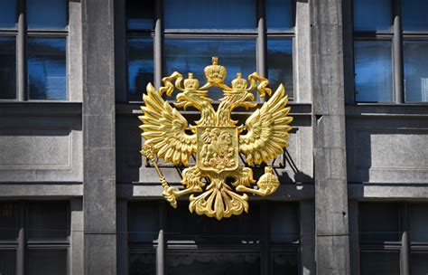 Госдума приняла закон об ужесточении требований к управляющим компаниям