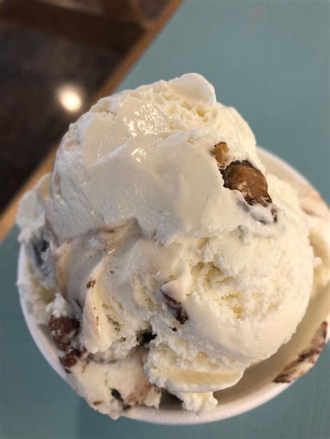 Moose Tracks Frozen Yogurt Ice Cream Menu The Beach Plum Seafood