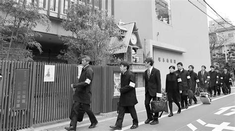 森友学園問題、”裸の王様”安倍首相が自爆辞任する日（週刊女性prime）