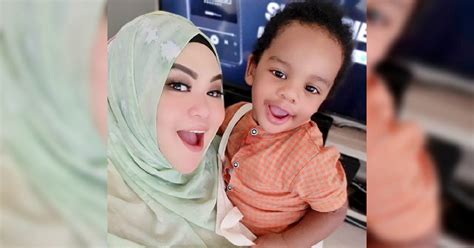 Rupa Rupanya Vicha Sudah Bernikah Dengan Lelaki Nigeria Sejak Tiga