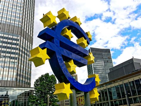 The Eurozones Summer Tourist Boom Should Give Way To A Significant
