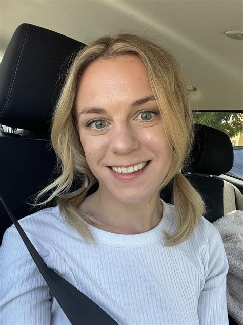 Do I Look Like A Clearbright Spring Rcoloranalysis