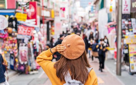 原宿系ファッションとは系統別の特徴やおすすめブランド紹介