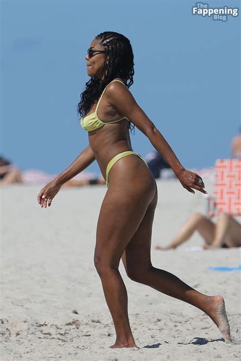 Gabrielle Union Looks Amazing In A Bikini On The Beach In Miami Photos Pinayflixx Mega Leaks