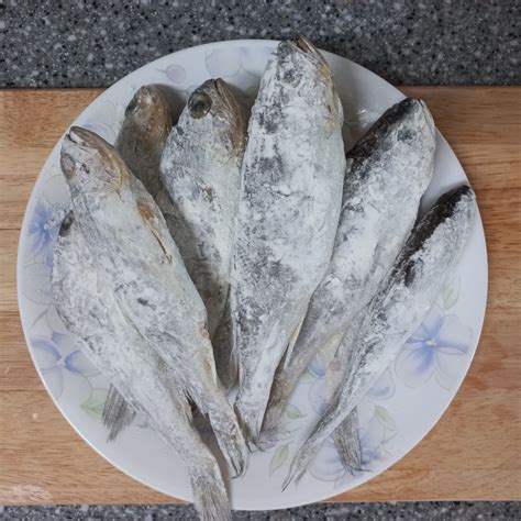 조기구이 굽는법 냉동 조기 굽기 생선구이 생선 후라이팬 굽기