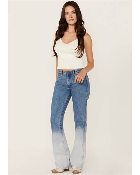 Product Name Wrangler Womens Westward Light Wash Dip Dye Mid Rise