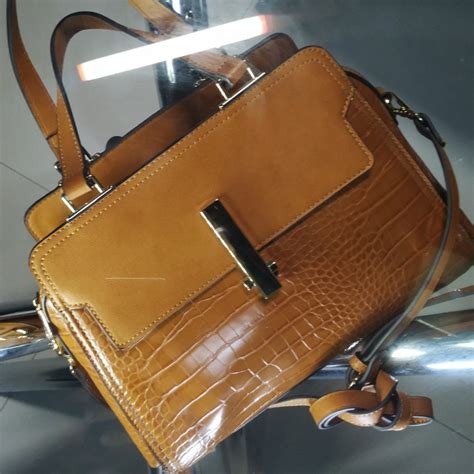 Best Name Brand Purses 2021 For Women