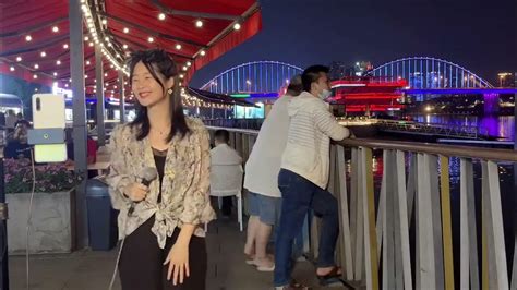 分享音樂：不一样的男女对唱《都是你的错》，听出来是谁的声音了吗93 粤语经典《故乡的雨》，我的歌声引来大青蛙了吗95 南宁邕江江畔陈慧娴的