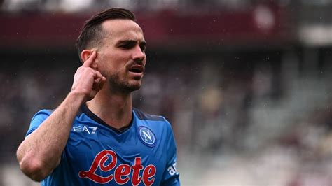 Mercato Le PSG passe la vitesse supérieure pour le milieu de terrain