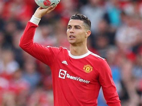 5 Pemain Portugal Dengan Penampilan Premier League Terbanyak
