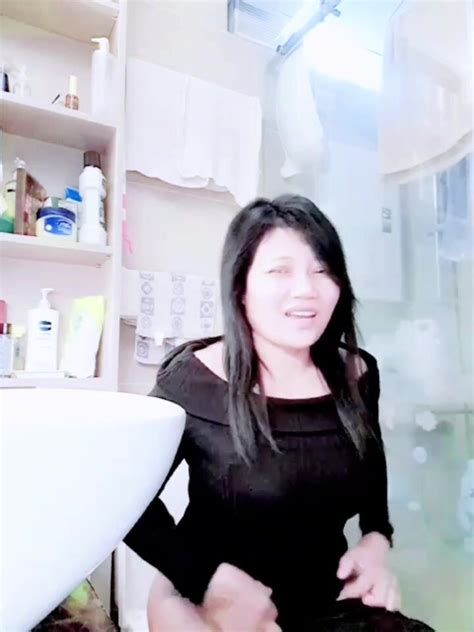 Mature Indonesian Toilet Poop