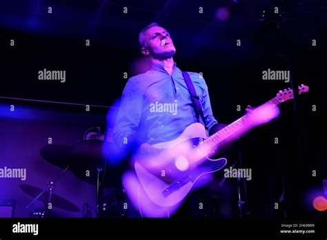 Federico Fiumani Dei Diaframma Live Al Dissesto Musicale 13 Novembre