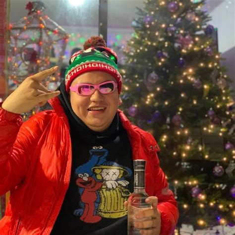 Emmraros Emmararos • Threads Say More Emmraros Emmararos • Threads Say More