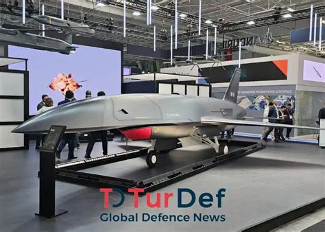 Raytheon Displays Coyote Block 2 C Uas Interceptor Turdef