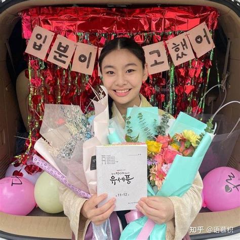 釜山行金秀安长大了甩稚嫩样变美少女撞样国民女神姜素拉 知乎