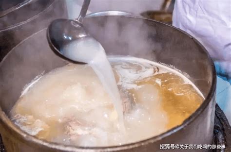 炖羊肉，切记放“1白2黄”，羊肉鲜嫩软烂，汤浓味道鲜，没膻味新篇香料方法