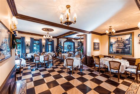 An Inside Look At The Ultra Exclusive Club 33 In Disneyland Luxury