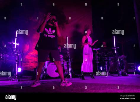 Bateu Matou Un Groupe De Tambours Formé Par Quim Albergaria Ivo Costa Et Rui Pité Plus Connu