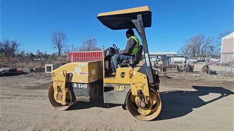Caterpillar Cb 334d Paver Sexton Auctioneers December 12th Online Equipment Auction Youtube