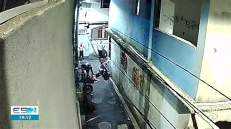 Jovem Morto Por Pm Em Vitória Novos Vídeos Mostram Trechos Com áudio E